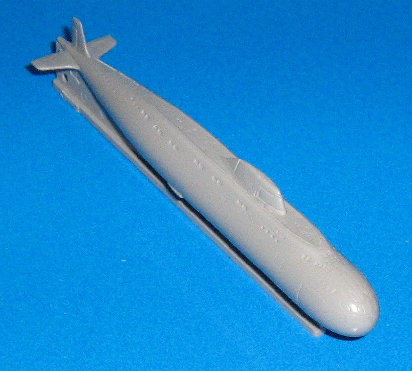 MODELIMEX Online Shop | 1/700 Soviet submarine project 671 Yorzh | váš ...